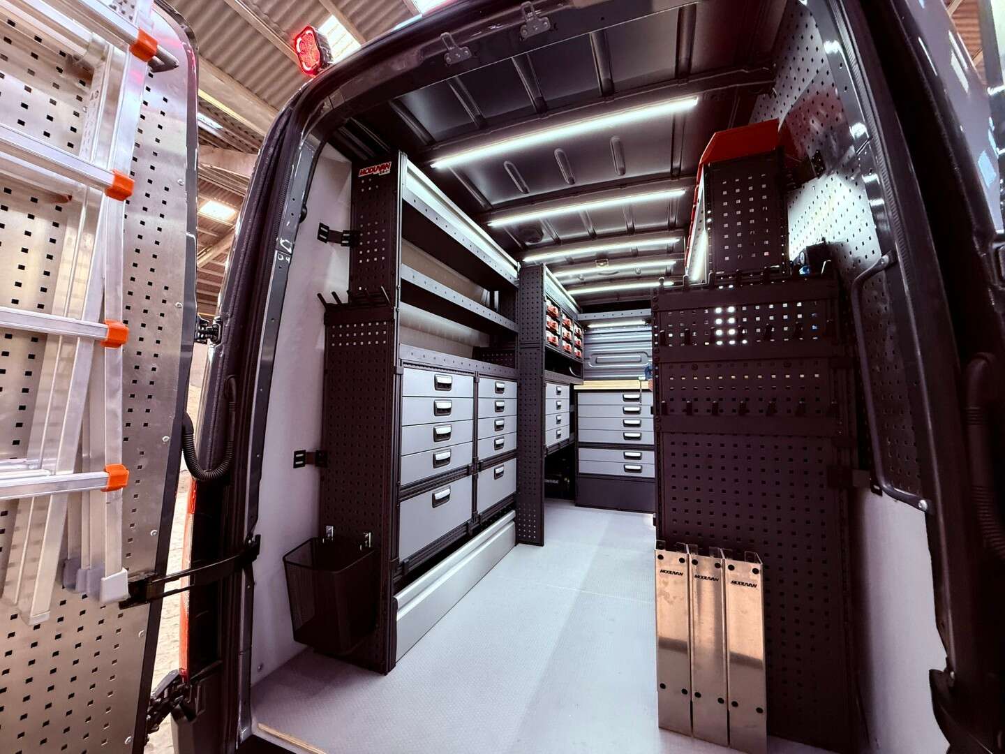Verschaeve Mechanics - Mercedes Sprinter 4x4 | Alle Realisaties
