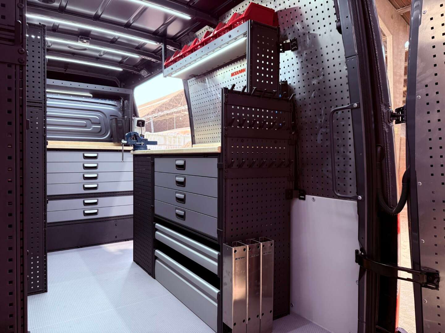 Verschaeve Mechanics - Mercedes Sprinter 4x4 | Alle Realisaties